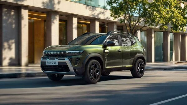 New Renault Duster engine lineup explained: Petrol and hybrid options ...