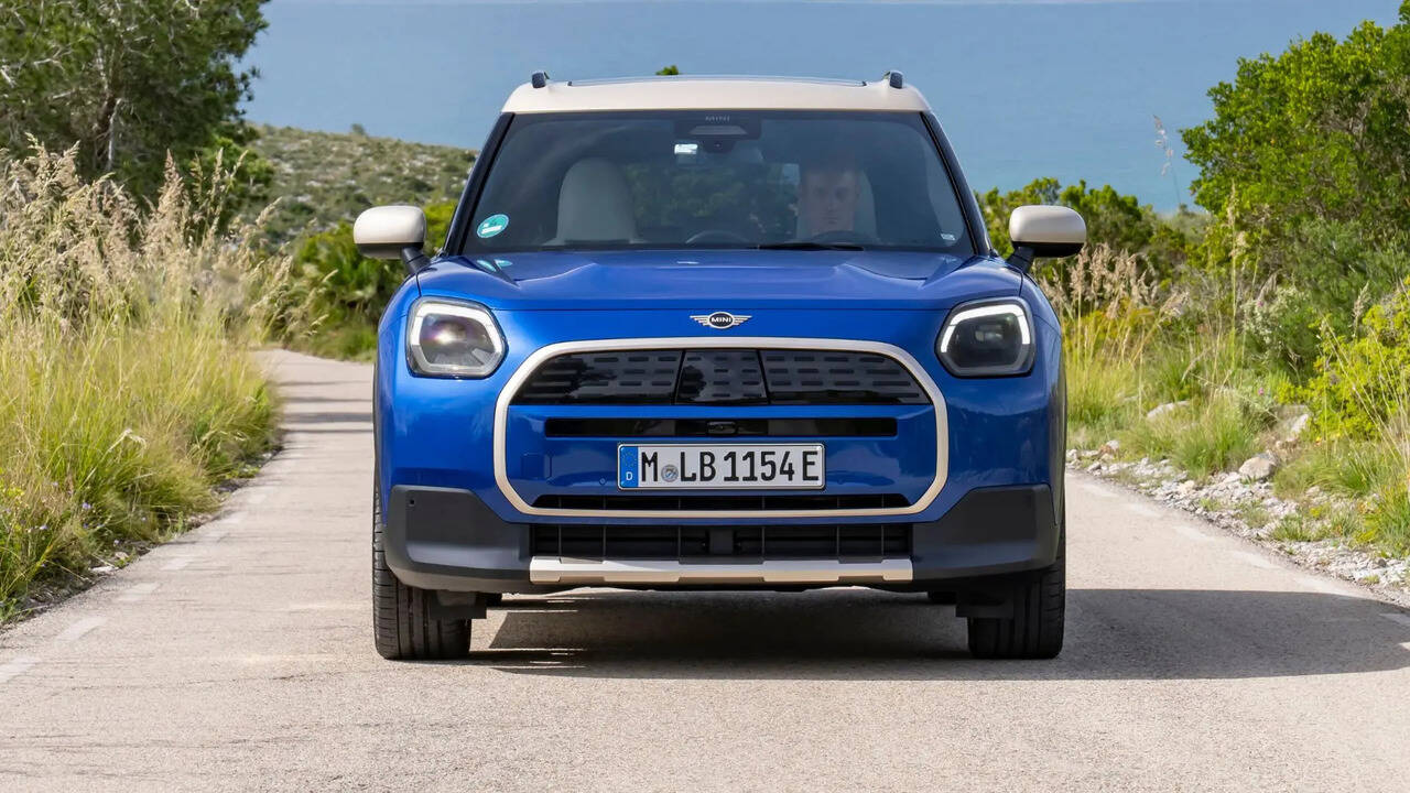 Mini Countryman electric gets range boost: Over 500 km on a single charge