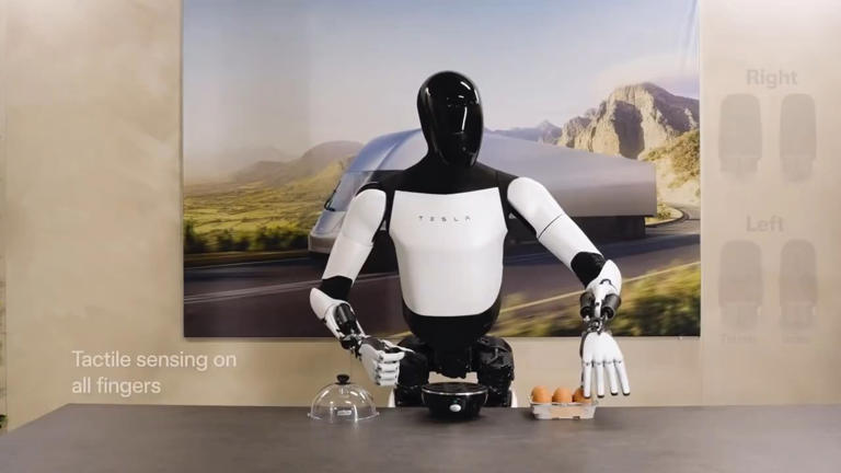 Tesla drops Model S and X to make Optimus robots