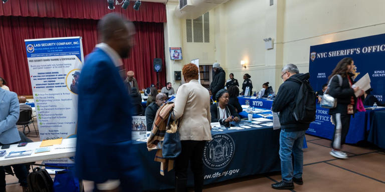 Fed chief Powell says a frail US labor market has stabilized. Low ...