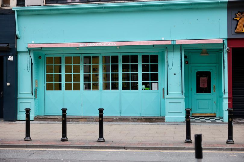 Late-night Deansgate bar with 'best' happy hour announces closure after ...