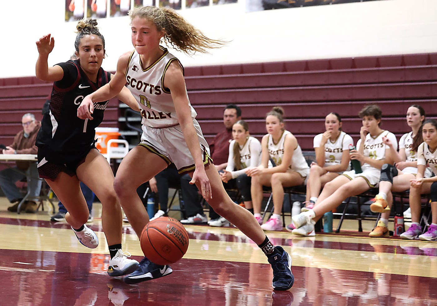 Scotts Valley girls storm past Santa Cruz to close in on SCCAL title ...