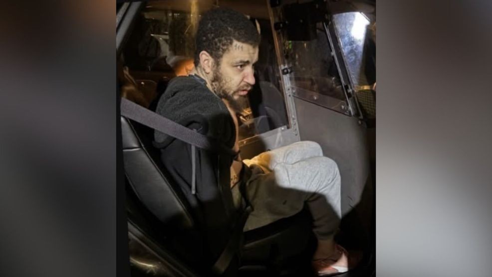 Murder suspect in custody after impersonating another inmate scheduled ...