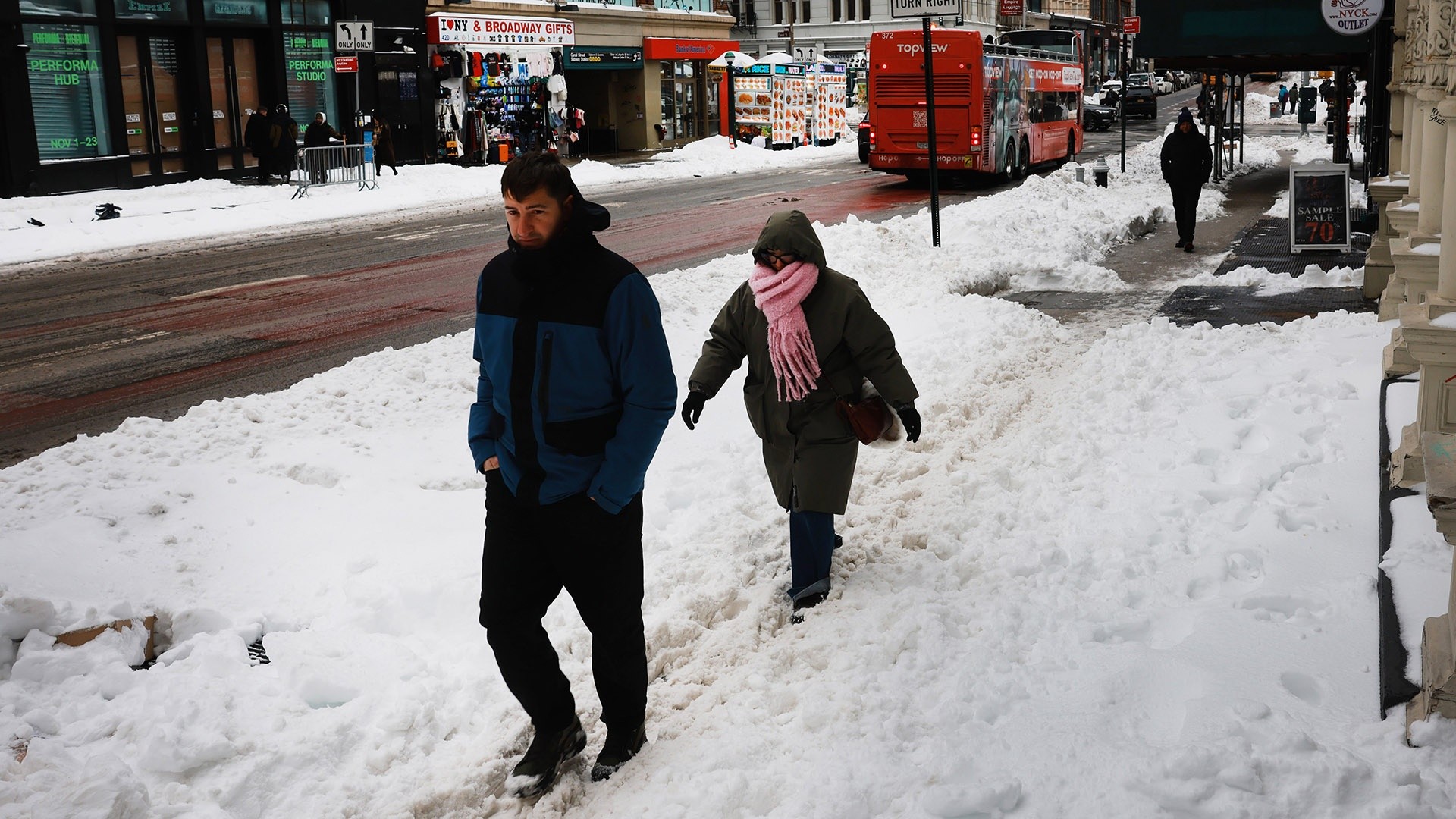 Bitter cold temperatures grip US as new winter storm develops