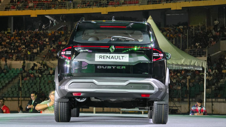 Why is Renault skipping diesel with the Duster and will an AWD come in ...