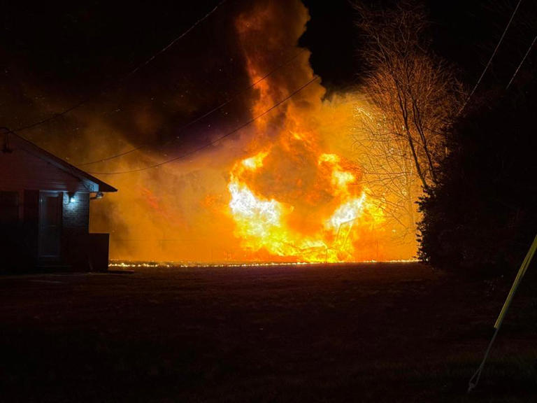 Photos: Fire crews respond to overnight fire in Anderson Co.