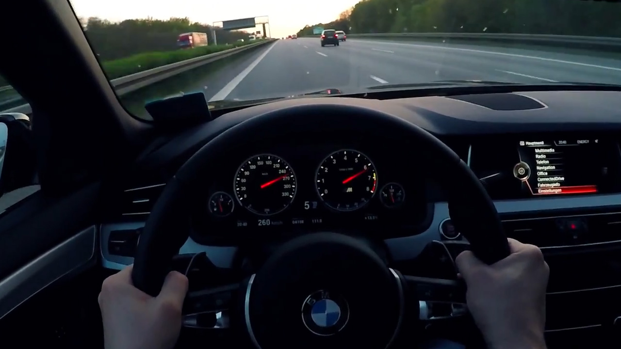 BMW M5 F10 V8 onboard POV acceleration Autobahn test