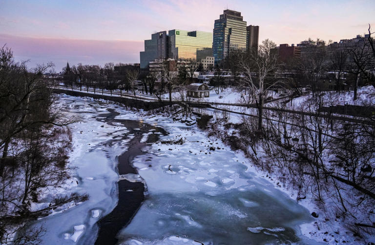 Will potential bomb cyclone miss Delaware? Here's the latest forecast