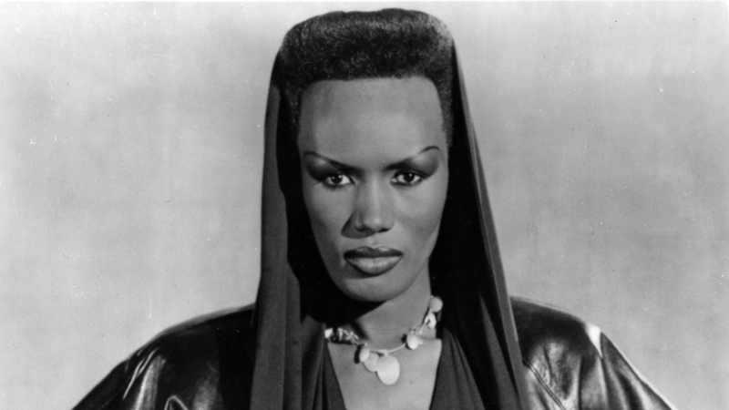 Grace Jones: So sieht das legendäre Bond-Girl heute aus