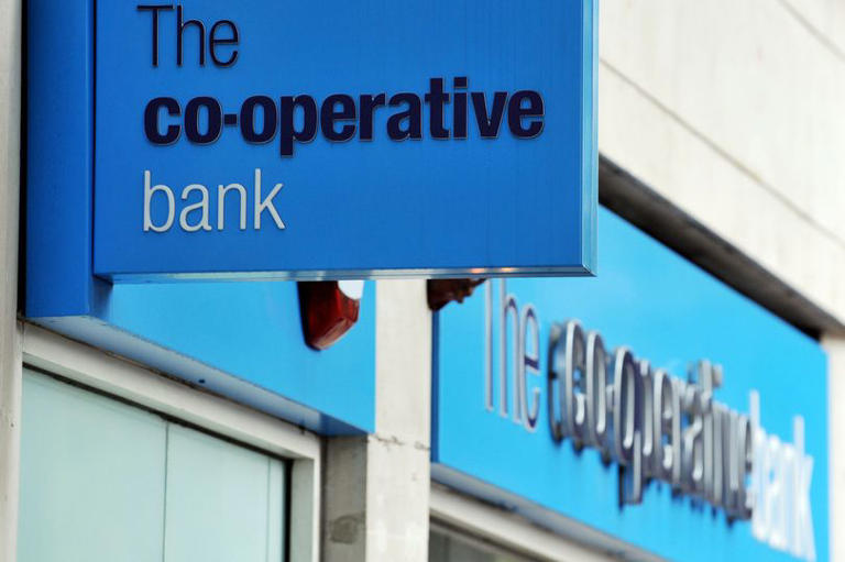 Major UK bank handing out £175 for new and existing customers