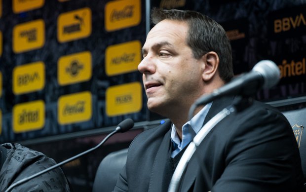 Peñarol: Ruglio reconoció estar negociando por Luis Angulo y quiere dos ...