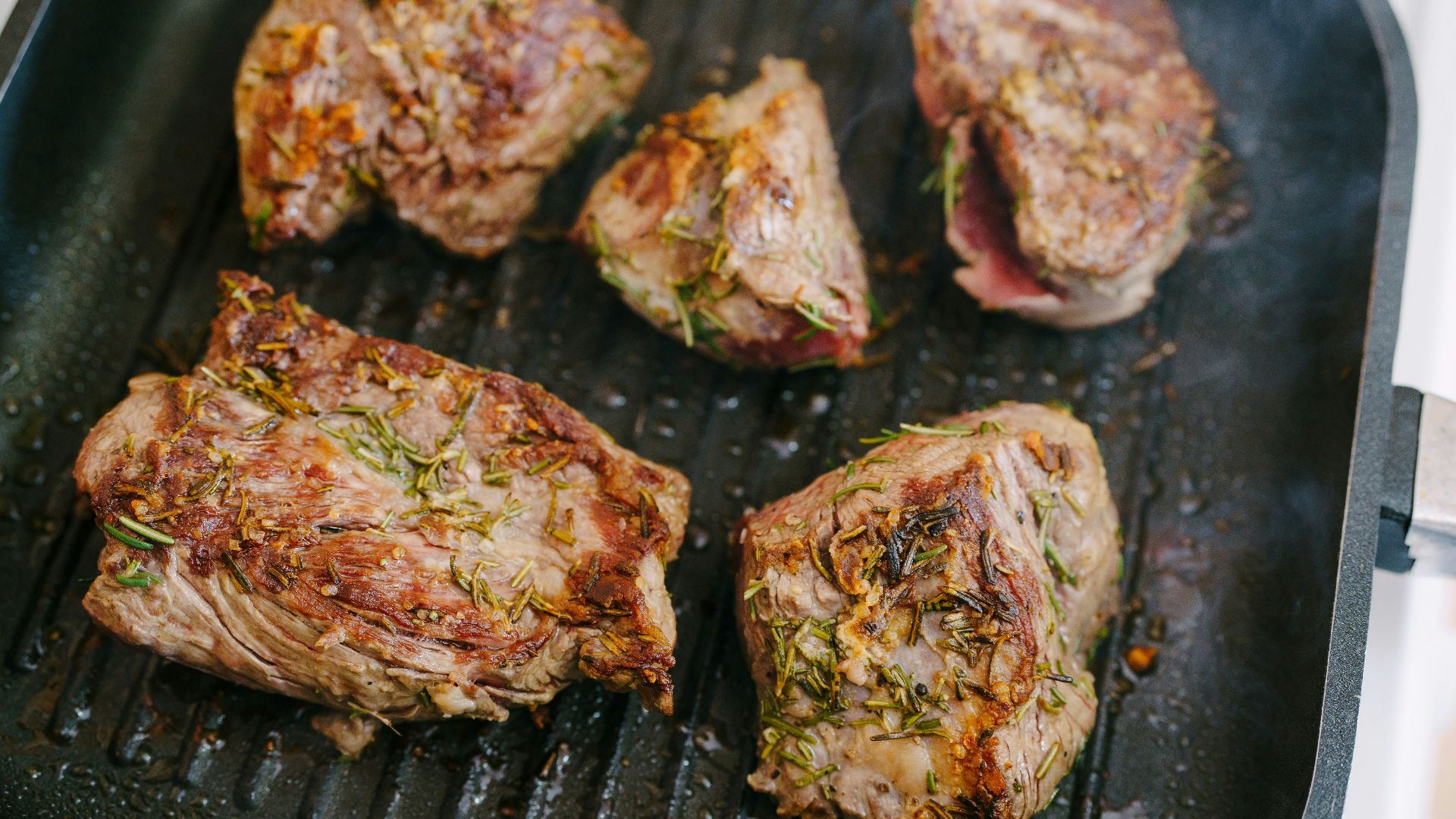 20 old wives’ cooking tales that are total nonsense