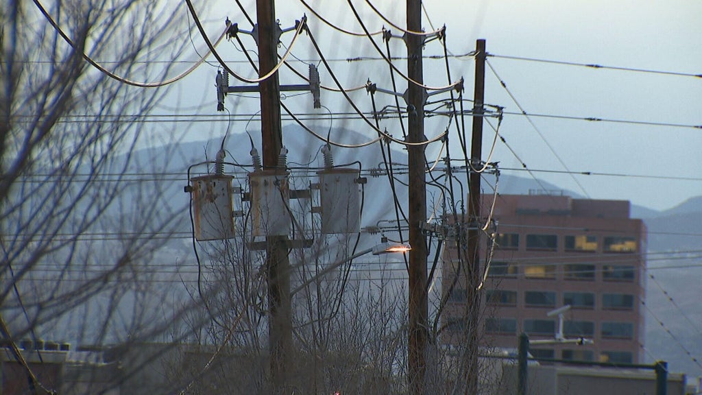 Colorado residents frustrated over planned outages, seek more ...