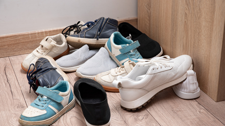 Turn an old vintage thrift store find into clever shoe storage that ...