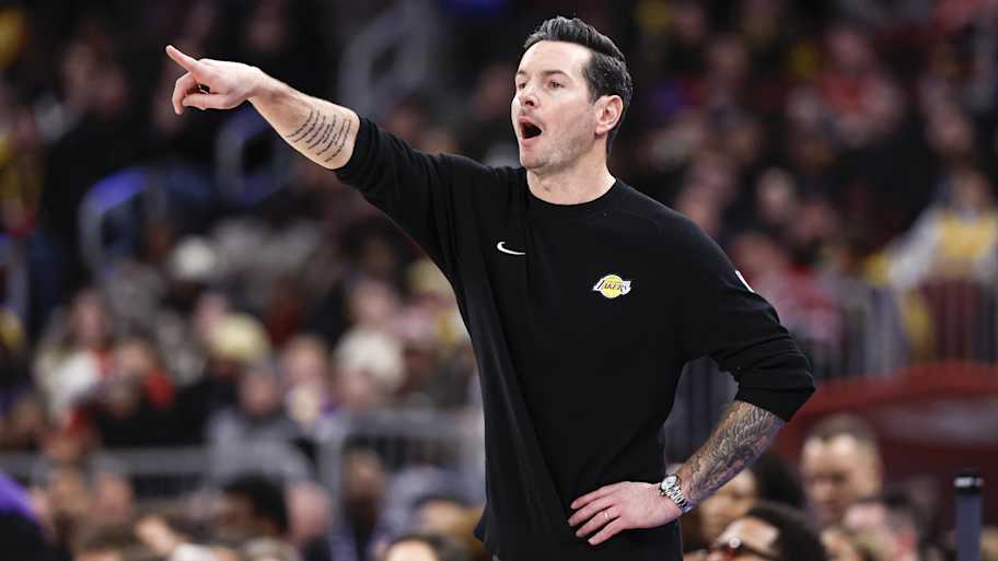 JJ Redick sounds off on Cavaliers elevated court after Luka Dončić injury