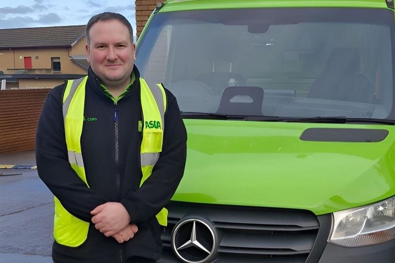 Asda delivery driver goes the extra mile for pregnant customer