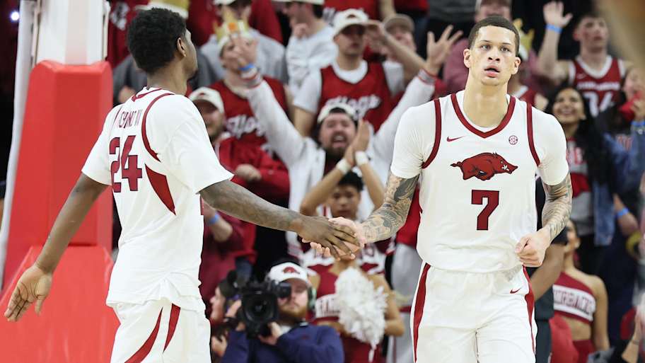 Calipari’s battle against noise: Why Arkansas Razorbacks keep winning