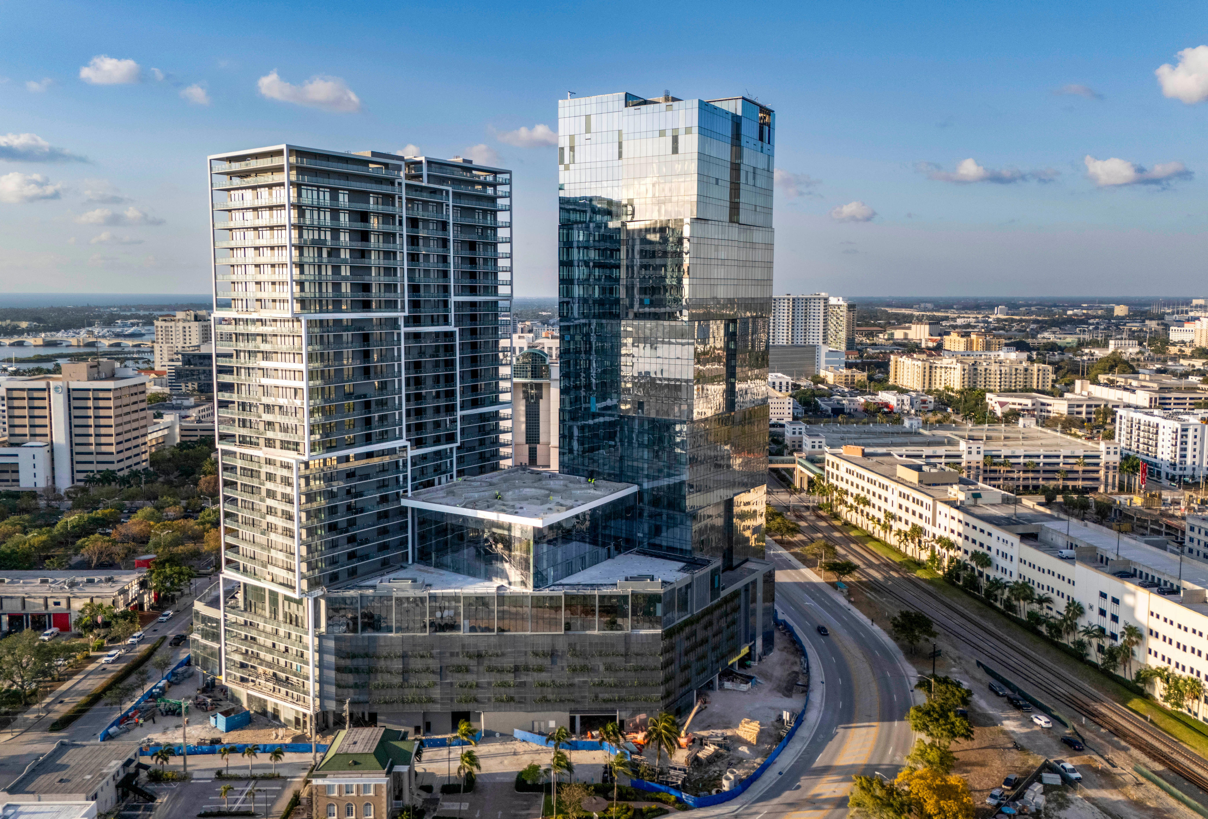 Is Palm Beach County’s tallest building finally near completion?