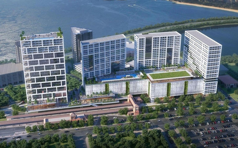 Is Palm Beach County’s tallest building finally near completion?