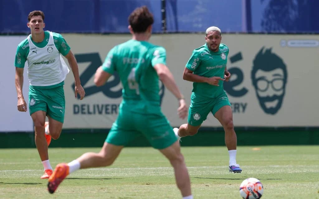 Vitor Roque volta a marcar pelo Palmeiras e avalia empate como ...