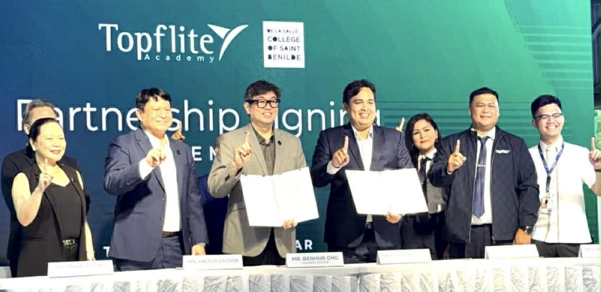De La Salle's Saint Benilde to offer flight training with Topflite Academy