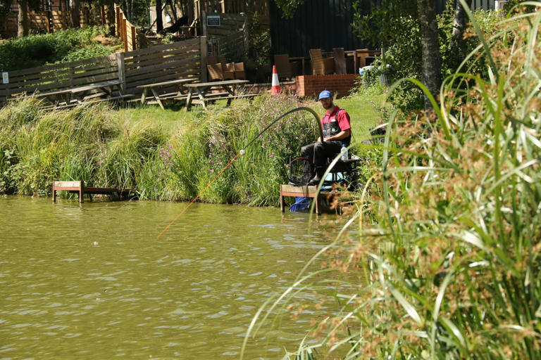 Guru A-Class 13m power pole review