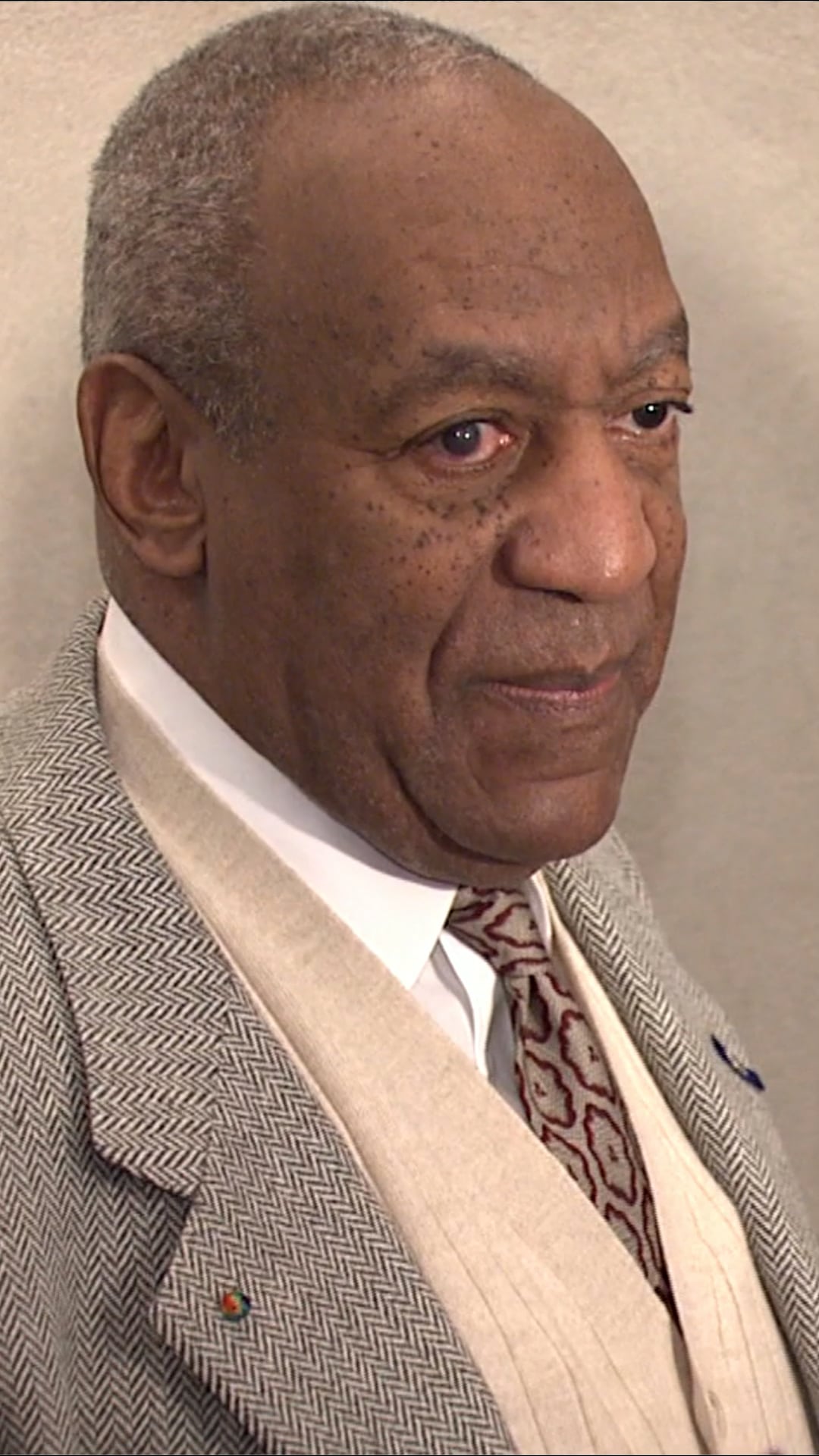 Bill Cosby admits he obtained quaaludes to drug women