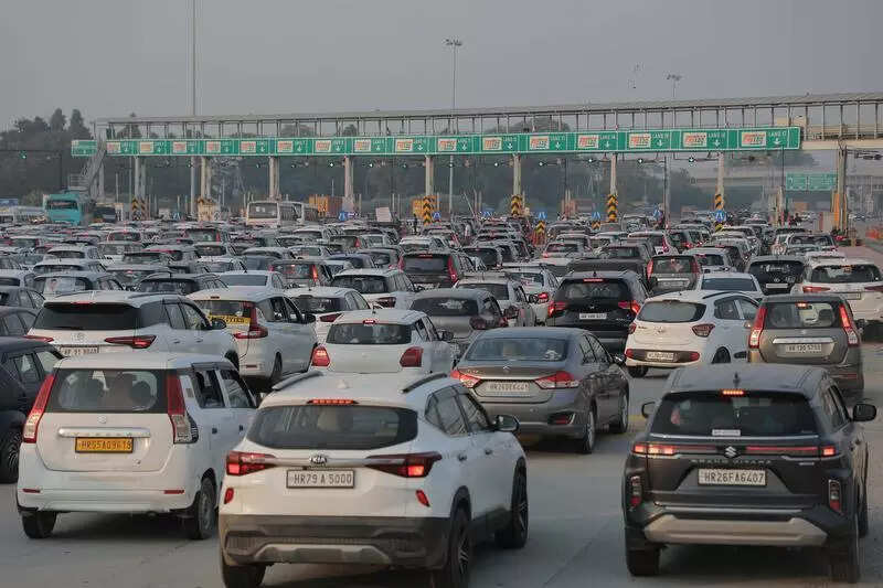 NHAI refunded toll in 18L cases for wrong deductions; govt mulls ending ...