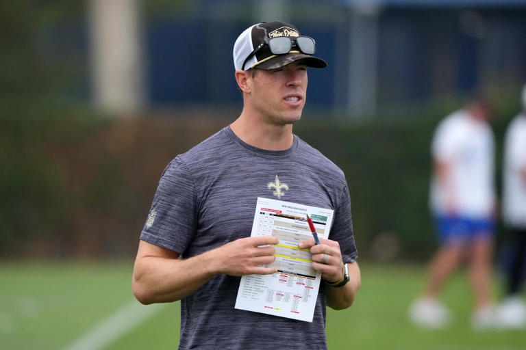 Steelers plan to interview Saints QB coach Scott Tolzien for OC role