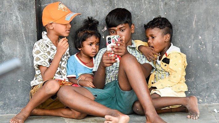 Economic survey warns of rising digital addiction among youth as ...