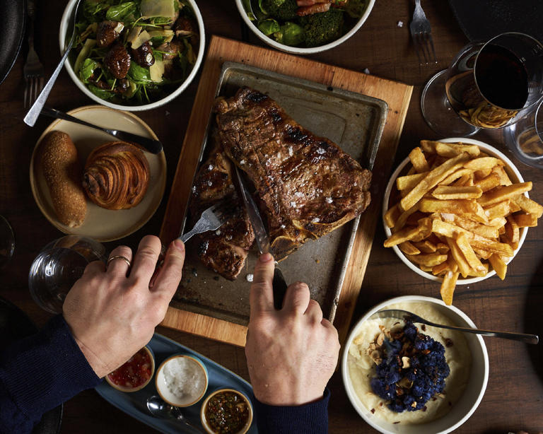 La parrilla porteña mejor puntuada de la ciudad que reinventa el asado ...