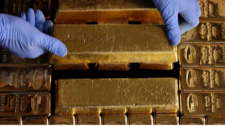 Russia increases gold exports to China ninefold to cover budget gaps ...