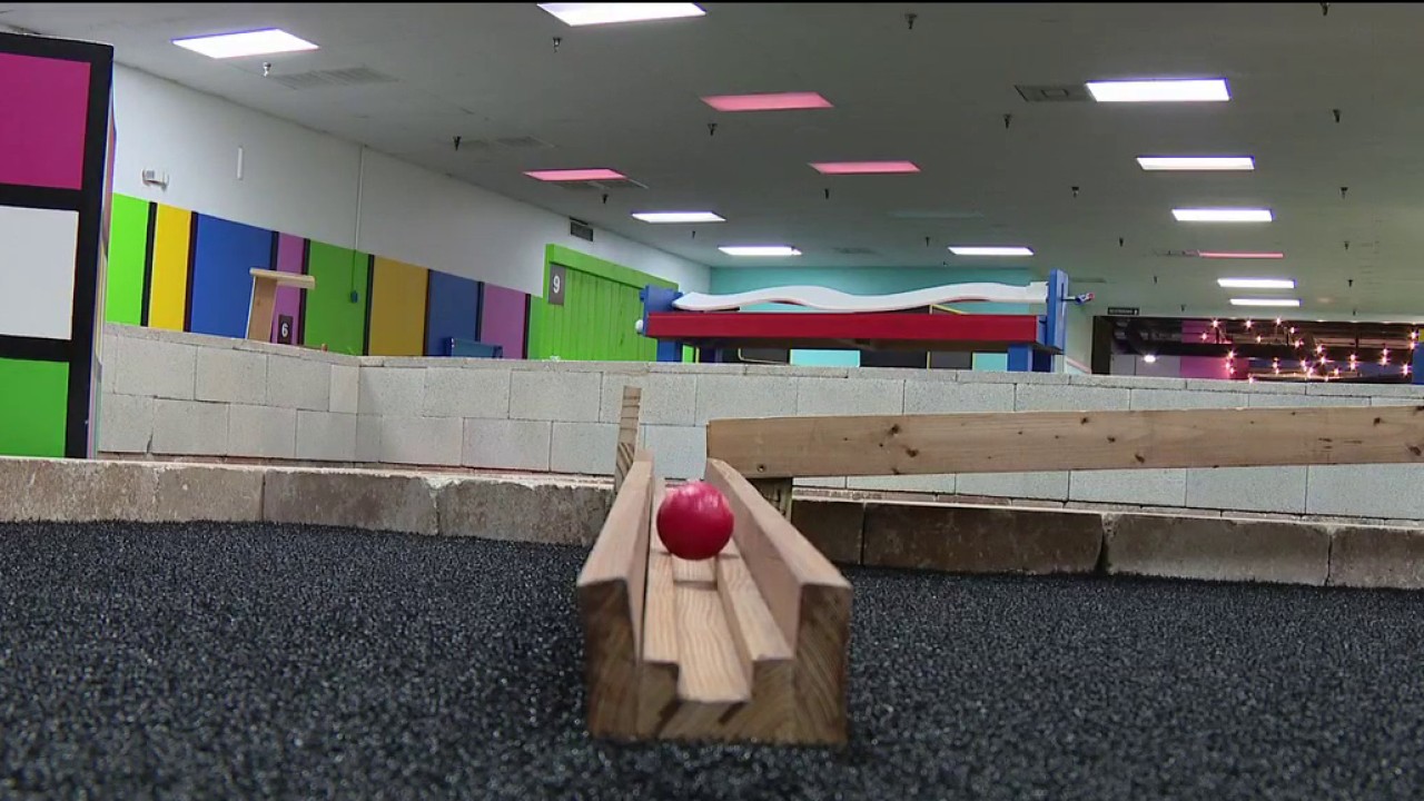 Mr. Putter's indoor mini golf in Town 'N Country