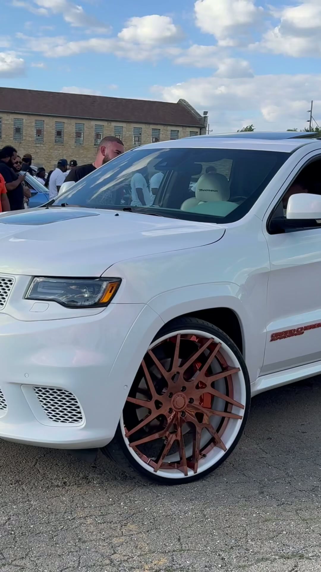 CJon32s Trackhawk On 26’s And AMG Mercedes on 24’s Ridin Out the Carshow