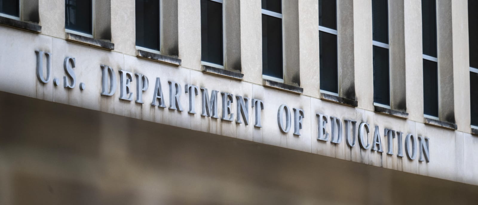 San José State University let man on women’s volleyball team, violated ...