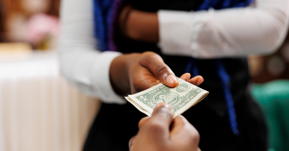 11 common tipping habits waitstaff say are the rudest