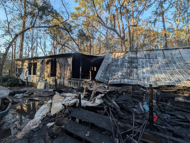 Friend seeking donations after overnight Fort Argyle Rd. home fire ...