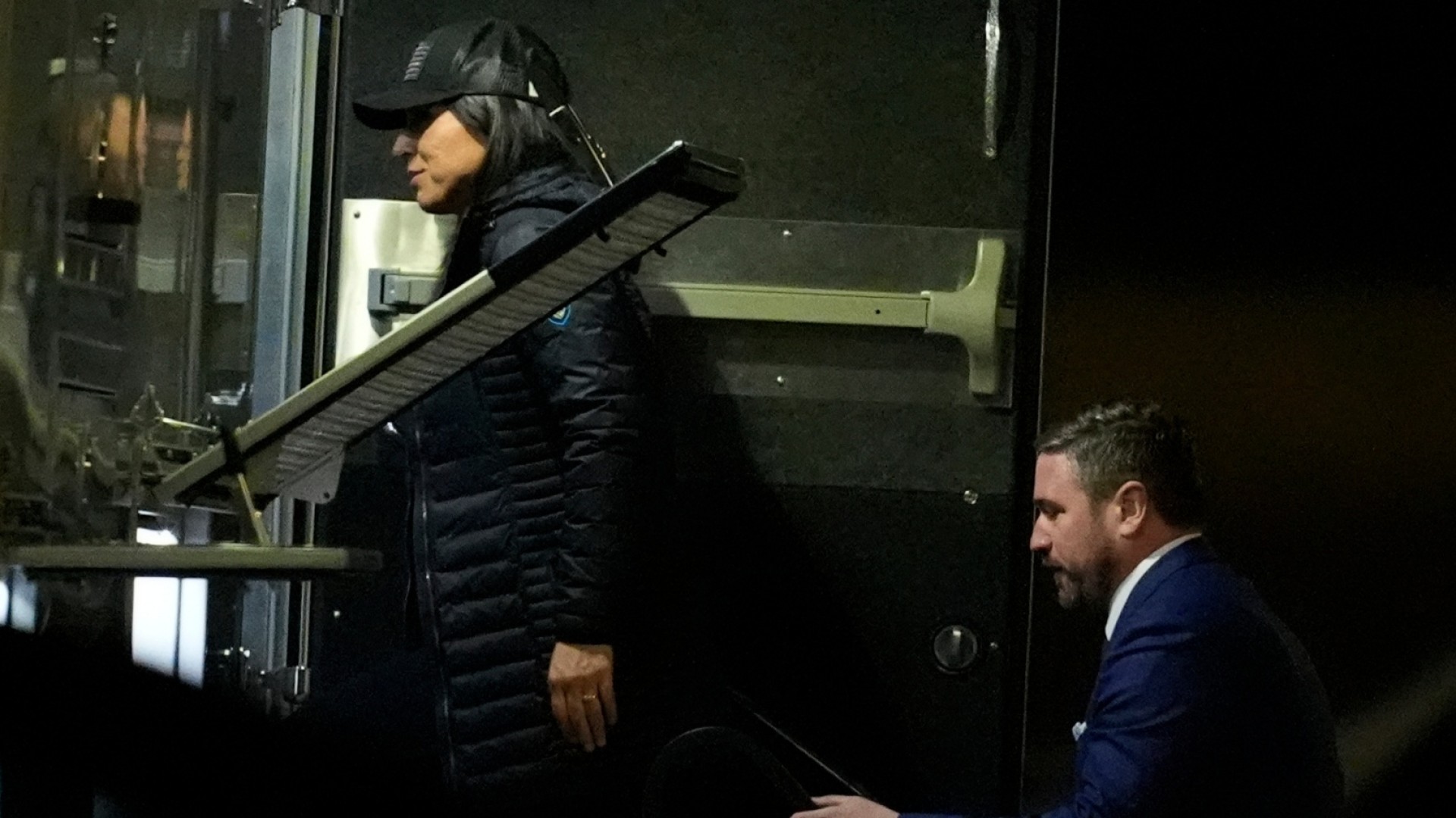 Tulsi Gabbard appears to be 'alone with evidence' in Fulton County: Fmr ...