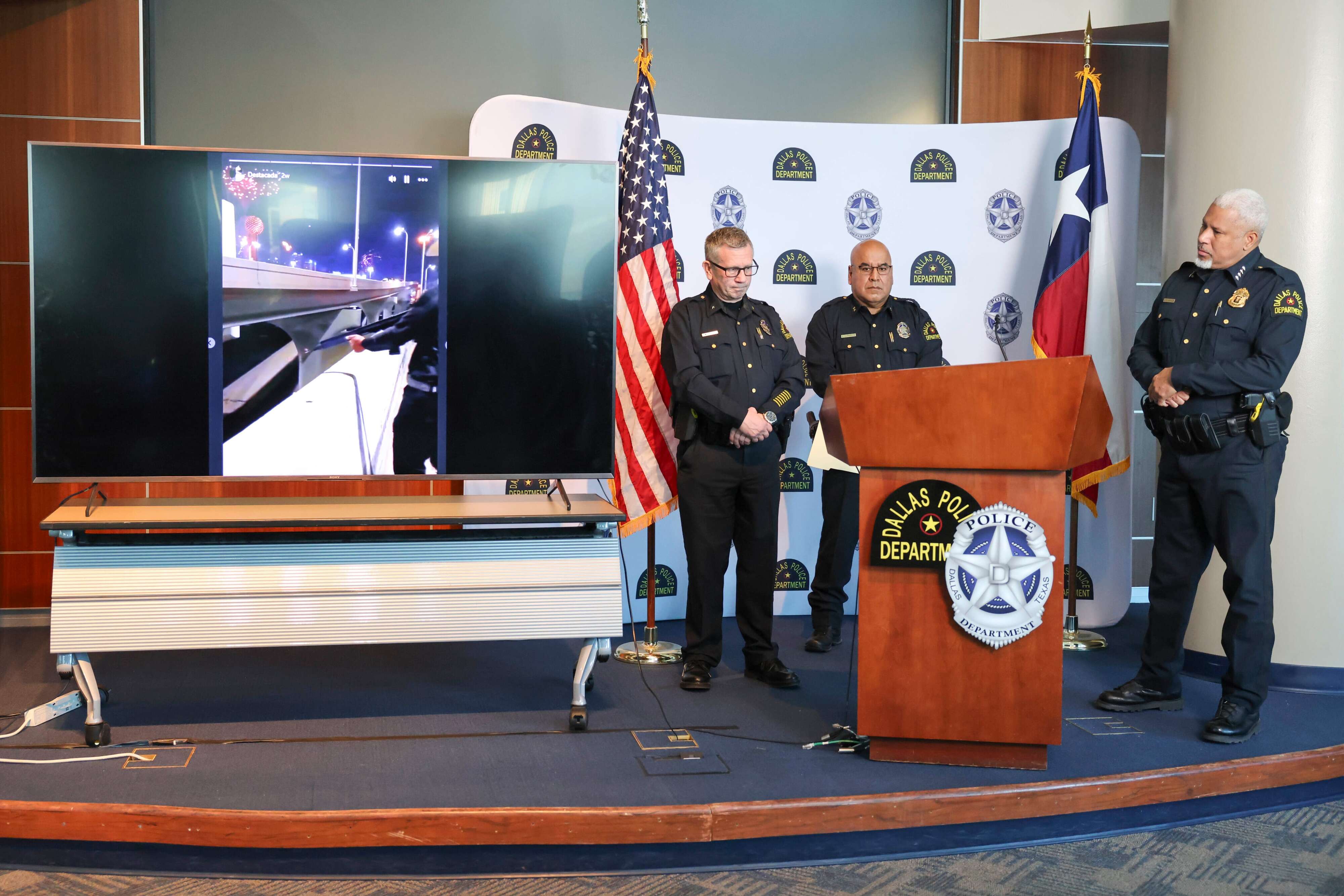 Dallas police arrest 3 men following viral New Year’s Eve random ...