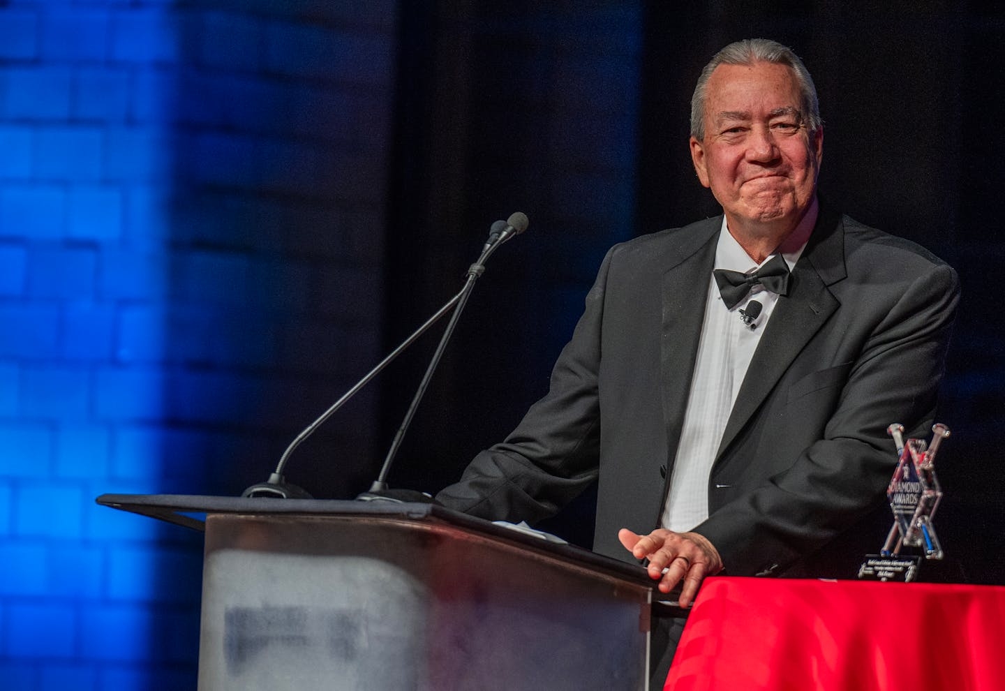 Souhan: Despite leaving broadcast booth, Dick Bremer still gets plenty ...