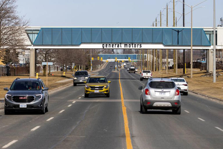 General Motors shift reduction in Canada to cut 500 jobs