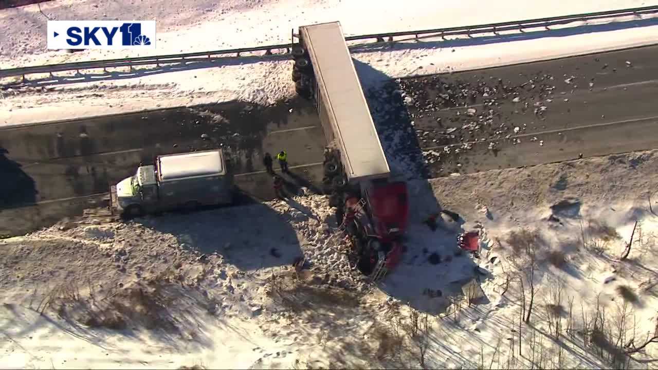 Overturned tractor-trailer shuts portion of Route 32