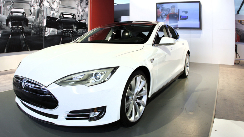 Will the Tesla Model X and S grow in value after production is phased out?