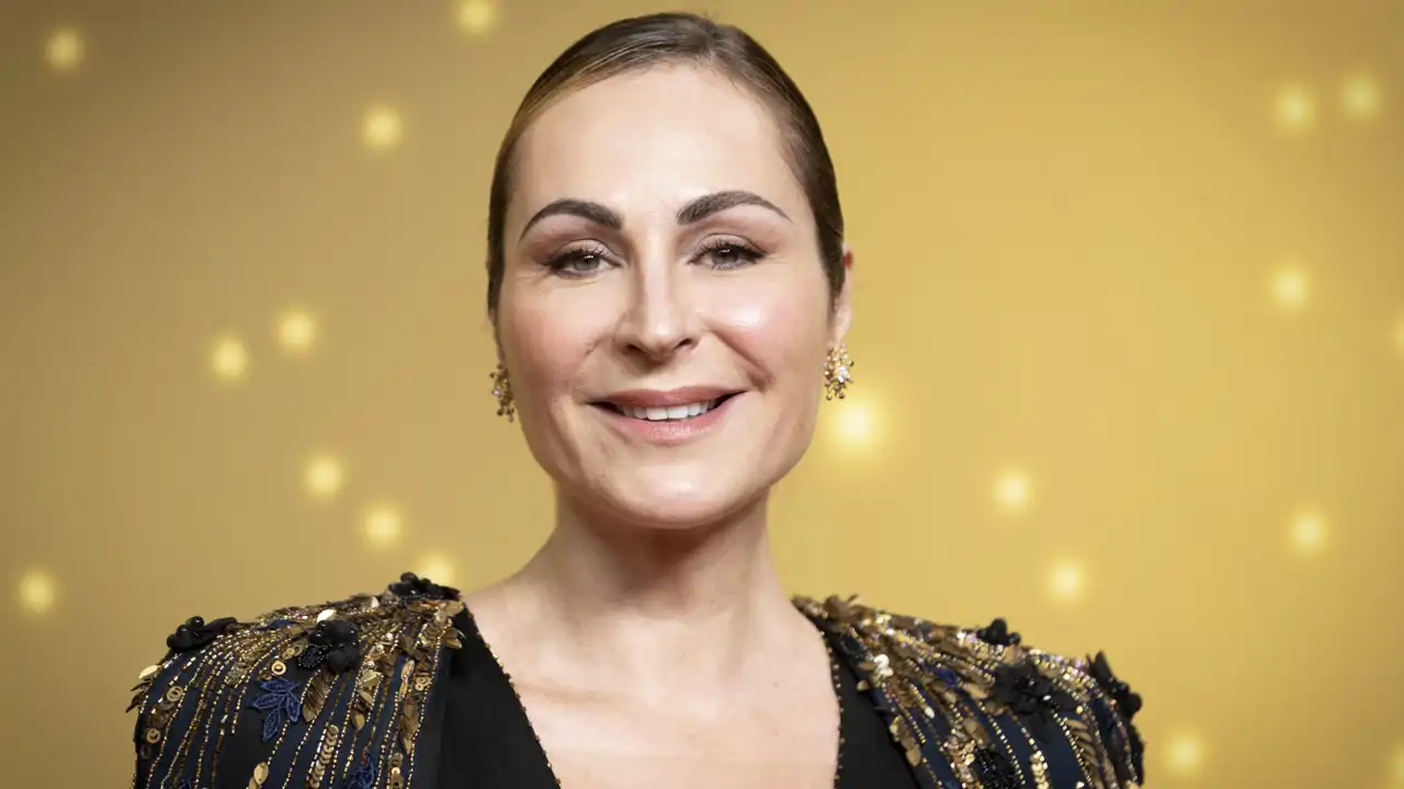 Raquel Linde, experta en maquillaje: "A partir de los 50, el eyeliner ...