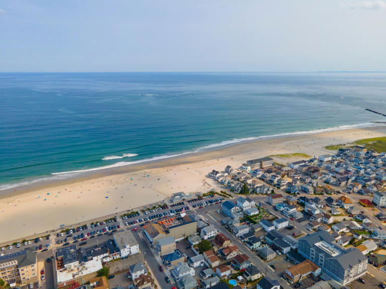 The Hamptons’ high-end housing market had a banner year in 2025 ...