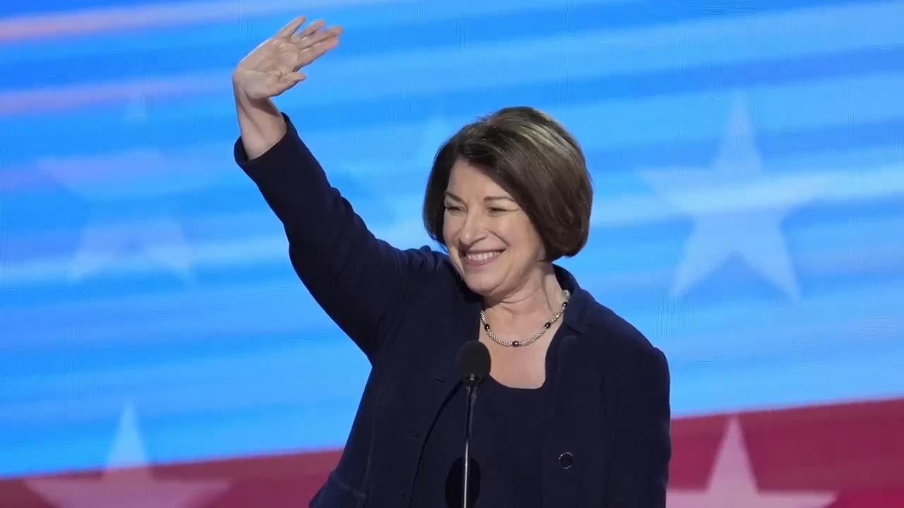 Sen. Amy Klobuchar announces bid for Minnesota governor, challenging Trump