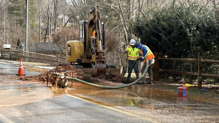 Asheville water crews respond to line breaks Thursday morning