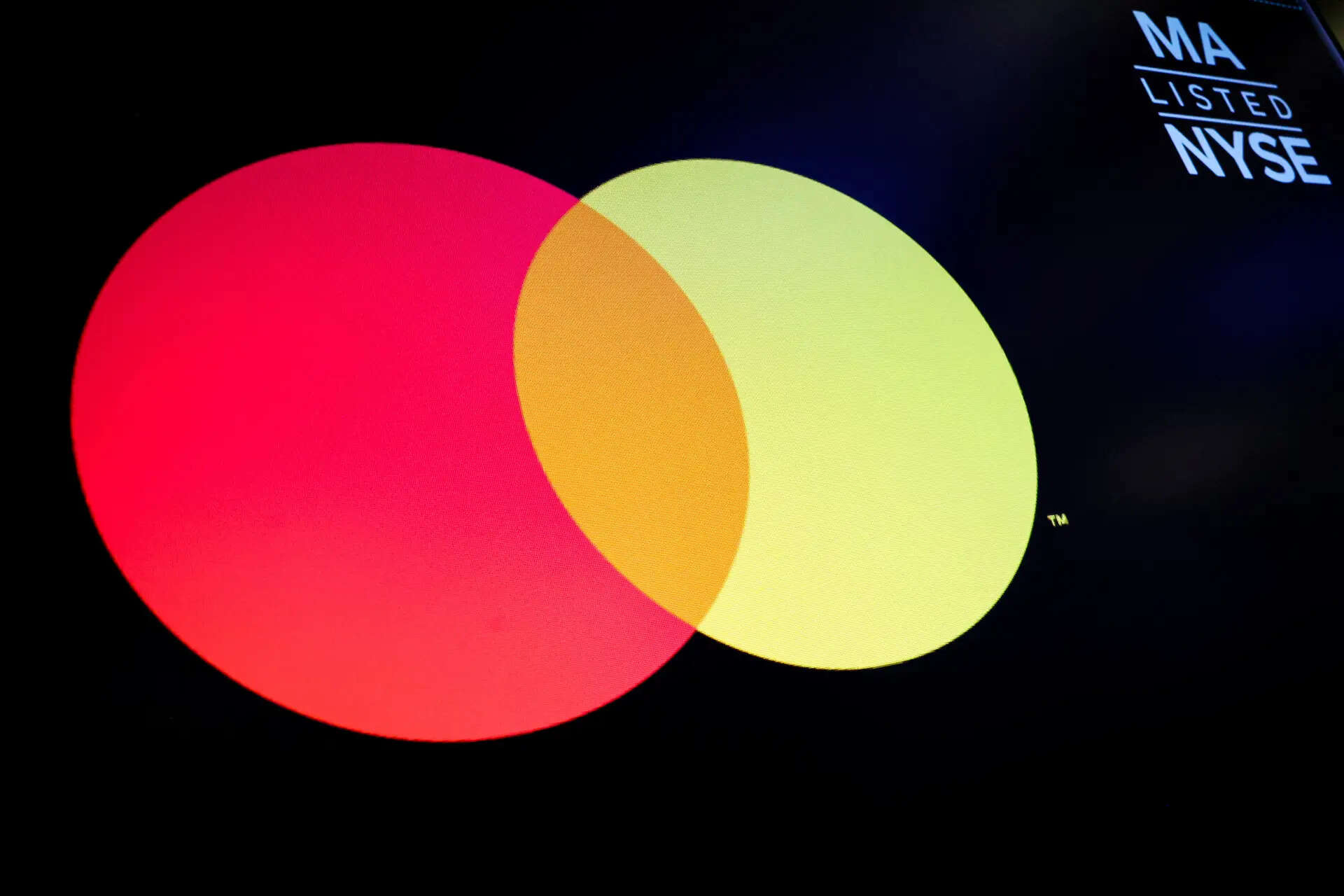 Mastercard profit exceeds expectations, set to lay off 4% globally ...