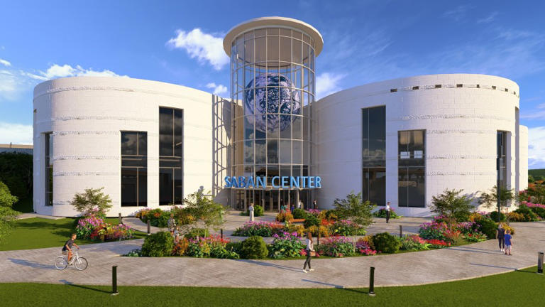 Gov. Ivey sits down with Nick, Terry Saban to discuss STEM education ...