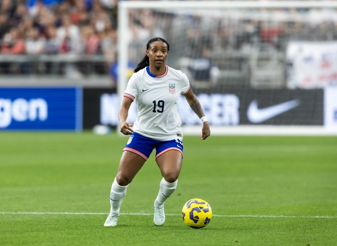 USWNT star Crystal Dunn retires after 160 caps and multiple championships